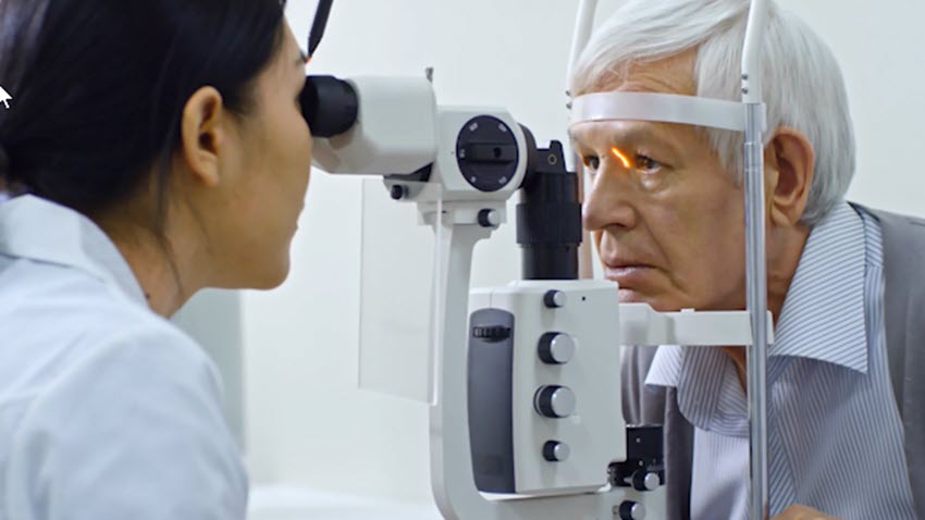 Refractive Cataract Surgery | Health Choices First