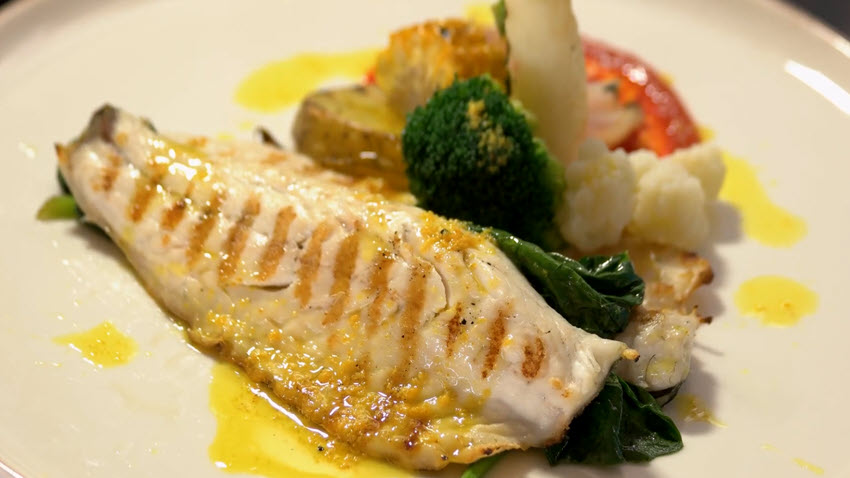 The Eye Health Benefits of Fatty Fish | Health Choices First